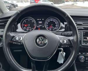 White Volkswagen Golf 2016 in Kaunas, with an engine capacity of 2.00 L and mileage of 277 thousand km for 8999 €, photo 16 on AUTOMOTO.COM.LV