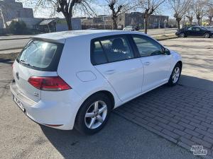 White Volkswagen Golf 2016 in Panevezys, with an engine capacity of 1.40 L and mileage of 216 thousand km for 5999 €, photo 12 on AUTOMOTO.COM.LV