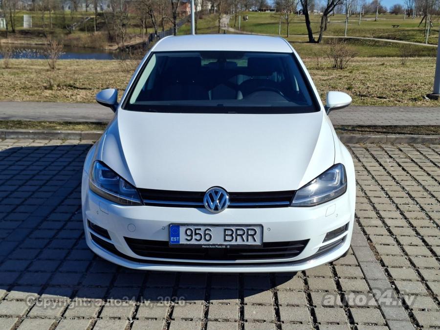 White Volkswagen Golf 2016 in Tartu, with an engine capacity of 1.40 L and mileage of 157 thousand km for 10300 €, photo 9 on AUTOMOTO.COM.LV