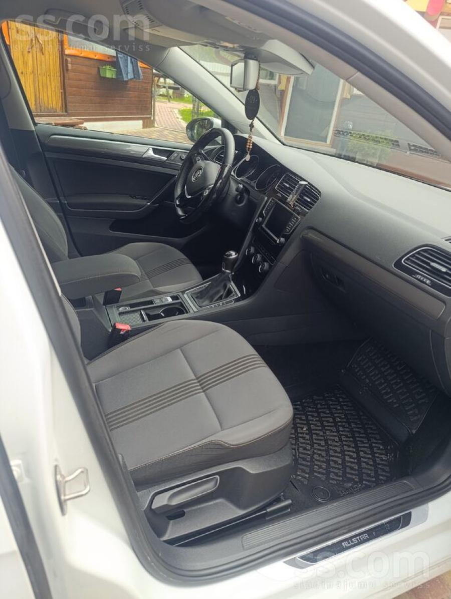 Balts Volkswagen Golf 2016 Rīga, ar dzinēja tilpumu 2.00 L un nobraukumu 219 tūkst. km par 9800 €, foto 15 vietnē AUTOMOTO.COM.LV