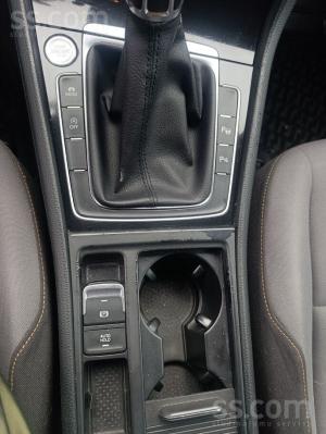 Balts Volkswagen Golf 2016 Rīga, ar dzinēja tilpumu 2.00 L un nobraukumu 219 tūkst. km par 9800 €, foto 16 vietnē AUTOMOTO.COM.LV