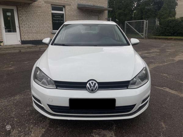 White Volkswagen Golf 2016 in Marijampole, with an engine capacity of 1.60 L and mileage of 285 thousand km for 6299 €, photo 4 on AUTOMOTO.COM.LV