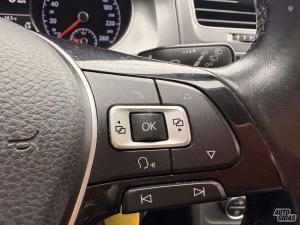 White Volkswagen Golf 2016 in Vilnius, with an engine capacity of 1.60 L and mileage of 208 thousand km for 5950 €, photo 25 on AUTOMOTO.COM.LV