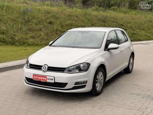 White Volkswagen Golf 2016 in Vilnius, with an engine capacity of 1.60 L and mileage of 208 thousand km for 5350 €, photo  on AUTOMOTO.COM.LV