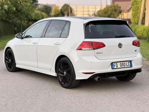 Balts Volkswagen Golf 2016 Šauļi, ar dzinēja tilpumu 1.60 L un nobraukumu 201 tūkst. km par 8300 €, foto 6 vietnē AUTOMOTO.COM.LV