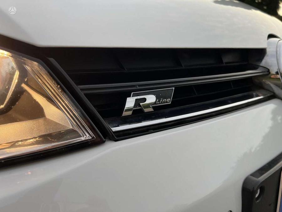 Balts Volkswagen Golf 2016 Šauļi, ar dzinēja tilpumu 1.60 L un nobraukumu 201 tūkst. km par 8300 €, foto 7 vietnē AUTOMOTO.COM.LV