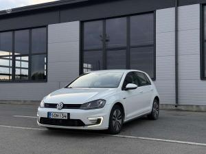 Balts Volkswagen Golf 2016 Panevēža, ar dzinēja tilpumu 1.40 L un nobraukumu 170 tūkst. km par 8950 €, foto 4 vietnē AUTOMOTO.COM.LV