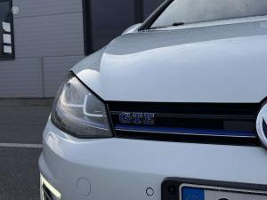 Balts Volkswagen Golf 2016 Panevēža, ar dzinēja tilpumu 1.40 L un nobraukumu 170 tūkst. km par 8950 €, foto 5 vietnē AUTOMOTO.COM.LV