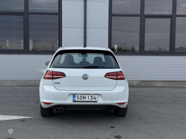 Balts Volkswagen Golf 2016 Panevēža, ar dzinēja tilpumu 1.40 L un nobraukumu 170 tūkst. km par 8950 €, foto 7 vietnē AUTOMOTO.COM.LV
