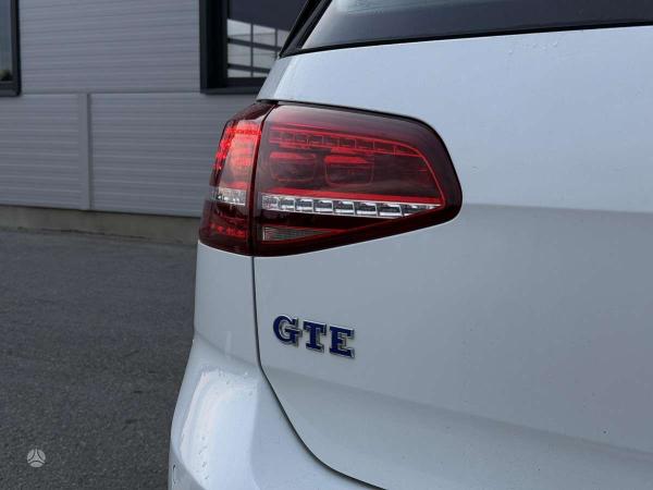 Balts Volkswagen Golf 2016 Panevēža, ar dzinēja tilpumu 1.40 L un nobraukumu 170 tūkst. km par 8950 €, foto 8 vietnē AUTOMOTO.COM.LV