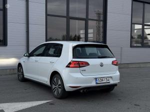 Balts Volkswagen Golf 2016 Panevēža, ar dzinēja tilpumu 1.40 L un nobraukumu 170 tūkst. km par 8950 €, foto 10 vietnē AUTOMOTO.COM.LV