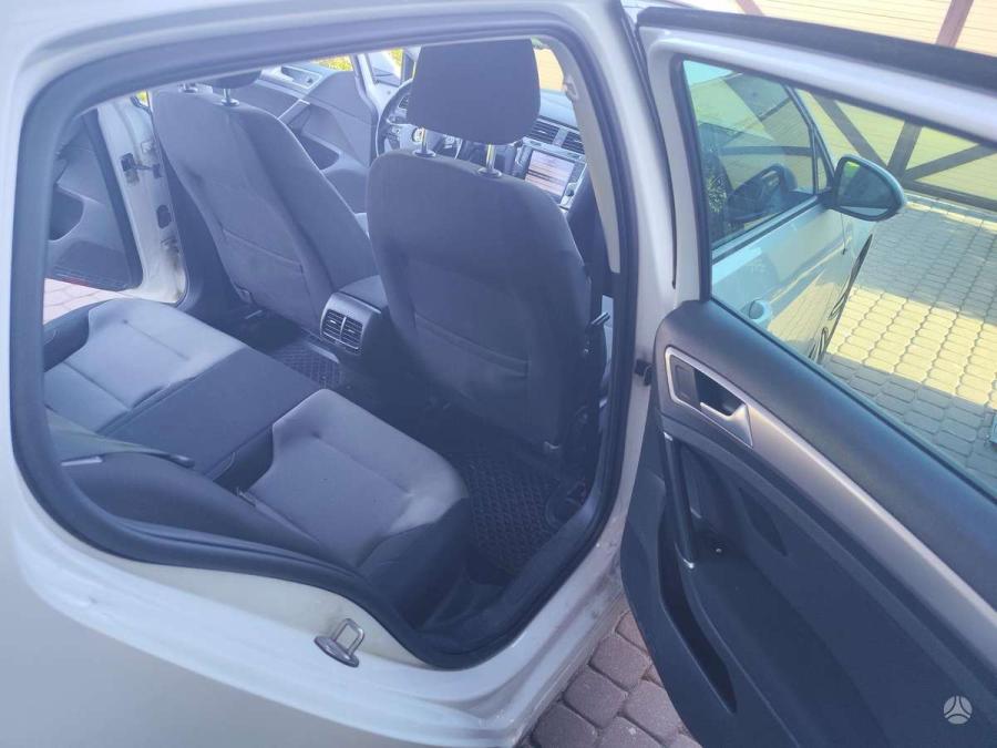 Balts Volkswagen Golf 2016 Klaipėda, ar dzinēja tilpumu 0.00 L un nobraukumu 153 tūkst. km par 6300 €, foto 18 vietnē AUTOMOTO.COM.LV