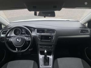White Volkswagen Golf 2016 in Marijampole, with an engine capacity of 1.60 L and mileage of 287 thousand km for 5950 €, photo 25 on AUTOMOTO.COM.LV