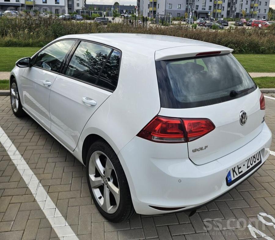 Balts Volkswagen Golf 2016 Rīga, ar dzinēja tilpumu 1.20 L un nobraukumu 135 tūkst. km par 5750 €, foto 3 vietnē AUTOMOTO.COM.LV