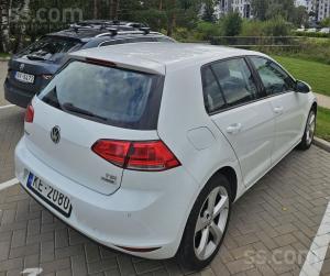 Balts Volkswagen Golf 2016 Rīga, ar dzinēja tilpumu 1.20 L un nobraukumu 135 tūkst. km par 5750 €, foto 4 vietnē AUTOMOTO.COM.LV