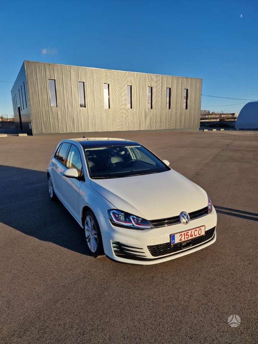 White Volkswagen Golf 2017 in Mazeikiai, with an engine capacity of 1.80 L and mileage of 133 thousand km for 12200 €, photo 2 on AUTOMOTO.COM.LV
