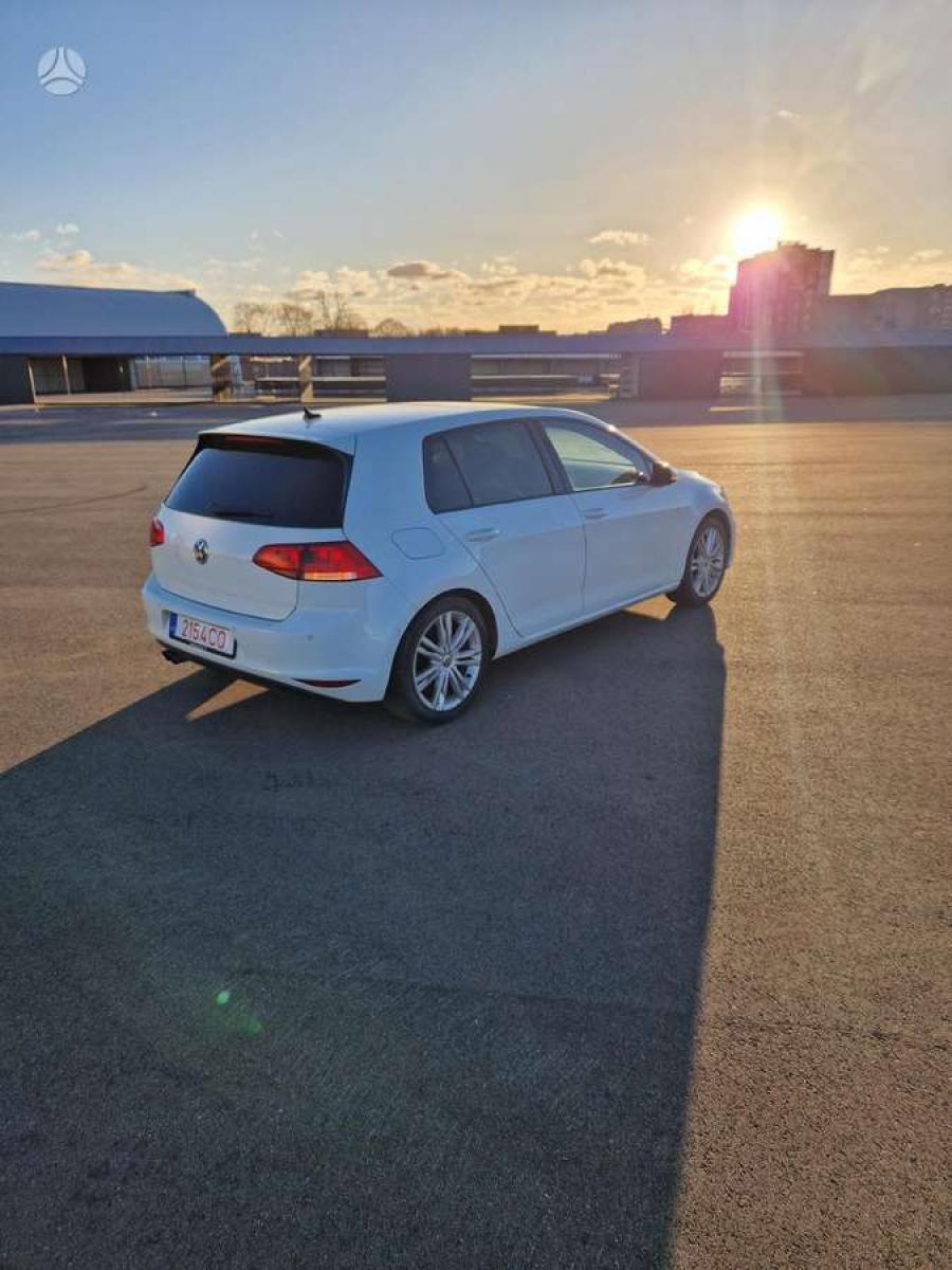 Balts Volkswagen Golf 2017 Mažeikiai, ar dzinēja tilpumu 1.80 L un nobraukumu 133 tūkst. km par 12200 €, foto 18 vietnē AUTOMOTO.COM.LV