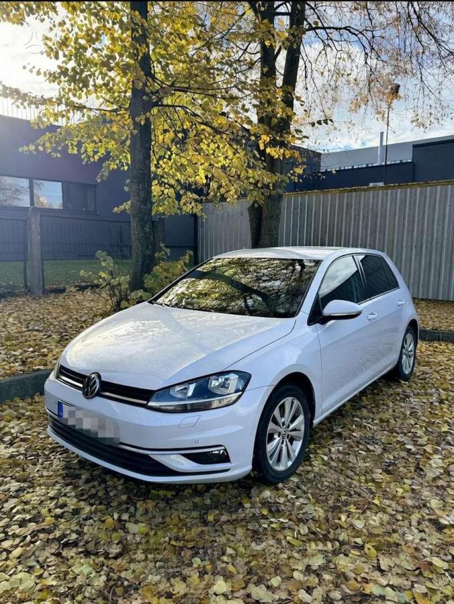 White Volkswagen Golf 2017 in Kaunas, with an engine capacity of 1.40 L and mileage of 160 thousand km for 8500 €, photo 1 on AUTOMOTO.COM.LV