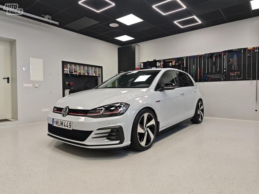 Balts Volkswagen Golf 2017 Panevēža, ar dzinēja tilpumu 1.40 L un nobraukumu 88 tūkst. km par 15400 €, foto 1 vietnē AUTOMOTO.COM.LV