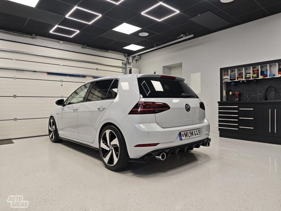 Balts Volkswagen Golf 2017 Panevēža, ar dzinēja tilpumu 1.40 L un nobraukumu 88 tūkst. km par 15400 €, foto 3 vietnē AUTOMOTO.COM.LV