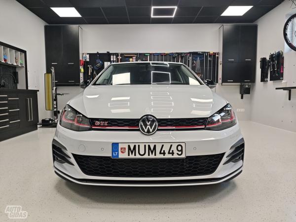 Balts Volkswagen Golf 2017 Panevēža, ar dzinēja tilpumu 1.40 L un nobraukumu 88 tūkst. km par 15400 €, foto 5 vietnē AUTOMOTO.COM.LV