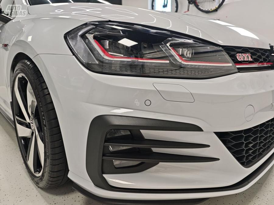 Balts Volkswagen Golf 2017 Panevēža, ar dzinēja tilpumu 1.40 L un nobraukumu 88 tūkst. km par 15400 €, foto 9 vietnē AUTOMOTO.COM.LV