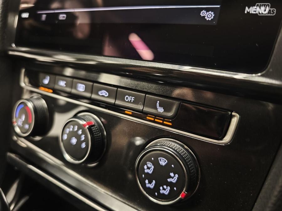 Balts Volkswagen Golf 2017 Panevēža, ar dzinēja tilpumu 1.40 L un nobraukumu 88 tūkst. km par 15400 €, foto 18 vietnē AUTOMOTO.COM.LV