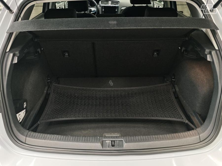 Balts Volkswagen Golf 2017 Panevēža, ar dzinēja tilpumu 1.40 L un nobraukumu 88 tūkst. km par 15400 €, foto 25 vietnē AUTOMOTO.COM.LV