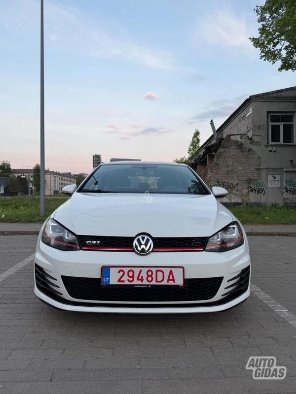 Balts Volkswagen Golf 2017 Viļņa, ar dzinēja tilpumu 2.00 L un nobraukumu 94 tūkst. km par 16350 €, foto 2 vietnē AUTOMOTO.COM.LV