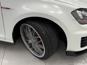 Белый Фольксваген Гольф 2017 в Авиженяй, объемом двигателя 2.00 л и пробегом 79 тыс. км за 16500 €, фото 38 на AUTOMOTO.COM.LV