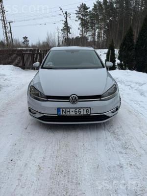 White Volkswagen Golf 2017 in Riga, with an engine capacity of 1.60 L and mileage of 287 thousand km for 7800 €, photo 5 on AUTOMOTO.COM.LV