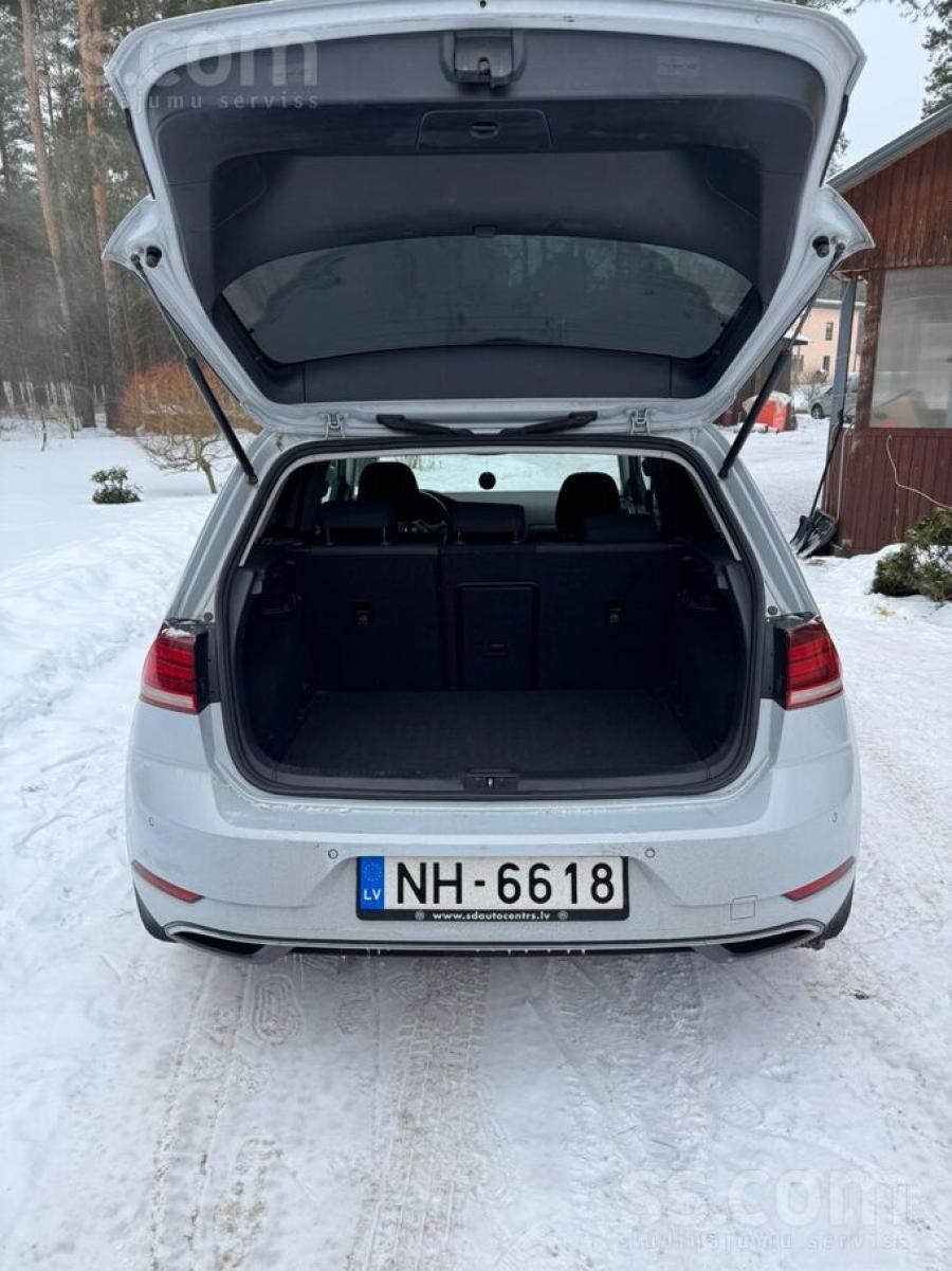 White Volkswagen Golf 2017 in Riga, with an engine capacity of 1.60 L and mileage of 287 thousand km for 7800 €, photo 8 on AUTOMOTO.COM.LV