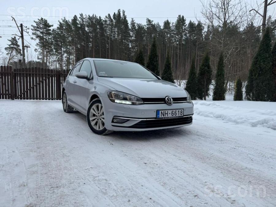 White Volkswagen Golf 2017 in Riga, with an engine capacity of 1.60 L and mileage of 287 thousand km for 7800 €, photo 1 on AUTOMOTO.COM.LV