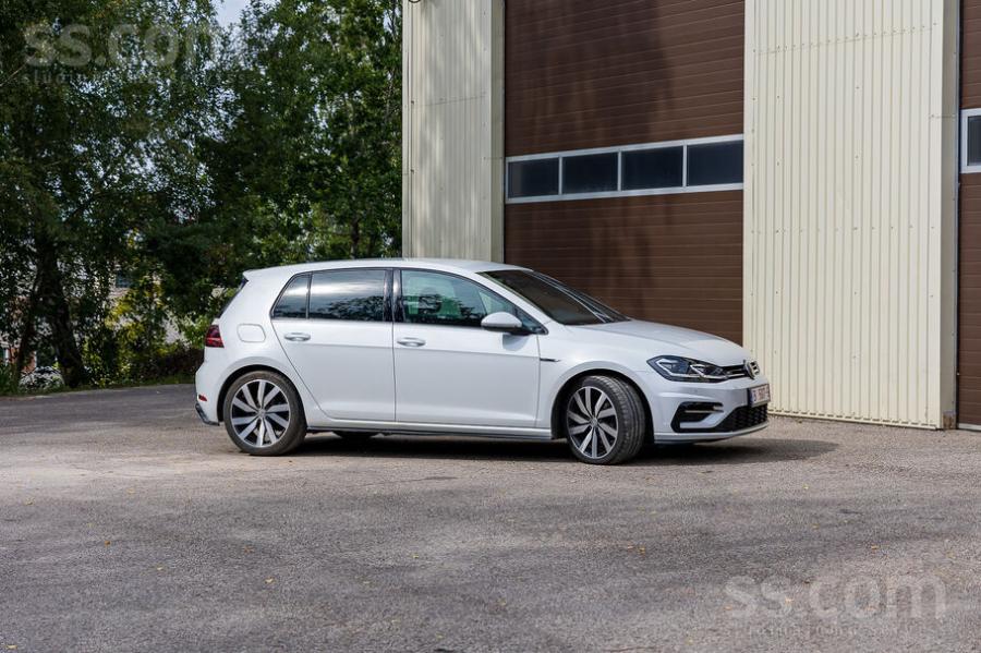 Balts Volkswagen Golf 2017 Talsi, ar dzinēja tilpumu 2.00 L un nobraukumu 200 tūkst. km par 15850 €, foto 3 vietnē AUTOMOTO.COM.LV