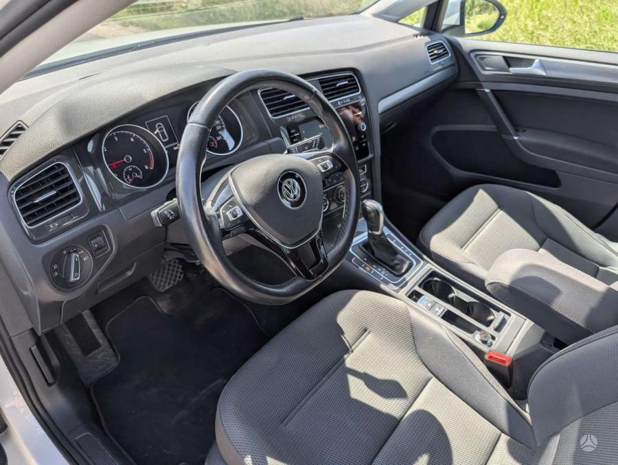 Balts Volkswagen Golf 2017 Nemenčinė, ar dzinēja tilpumu 1.60 L un nobraukumu 180 tūkst. km par 11000 €, foto 10 vietnē AUTOMOTO.COM.LV
