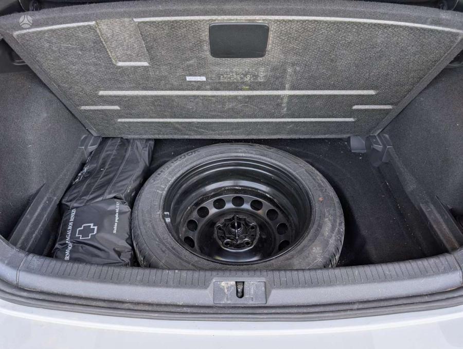 Balts Volkswagen Golf 2017 Nemenčinė, ar dzinēja tilpumu 1.60 L un nobraukumu 180 tūkst. km par 11000 €, foto 18 vietnē AUTOMOTO.COM.LV