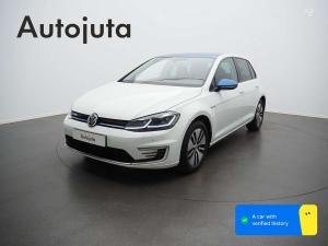 White Volkswagen Golf 2017 in Vilnius, with an engine capacity of 0.00 L and mileage of 165 thousand km for 11500 €, photo  on AUTOMOTO.COM.LV