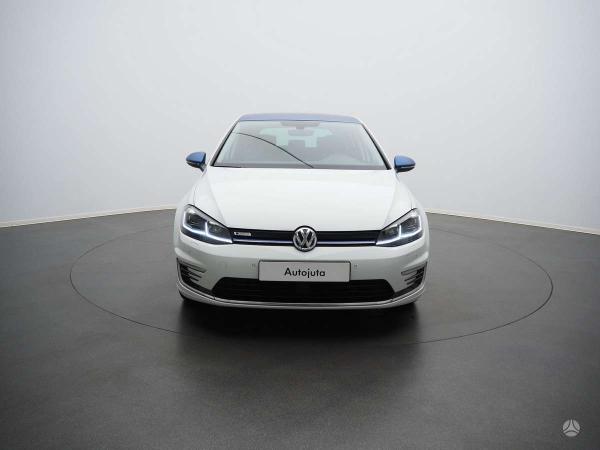 Balts Volkswagen Golf 2017 Viļņa, ar dzinēja tilpumu 0.00 L un nobraukumu 165 tūkst. km par 11500 €, foto 2 vietnē AUTOMOTO.COM.LV