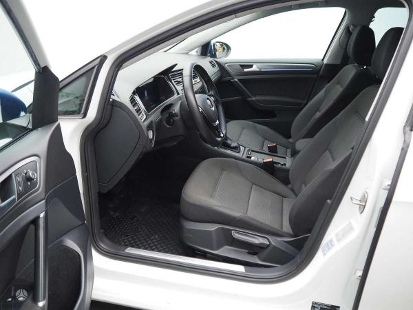 Balts Volkswagen Golf 2017 Viļņa, ar dzinēja tilpumu 0.00 L un nobraukumu 165 tūkst. km par 11500 €, foto 8 vietnē AUTOMOTO.COM.LV