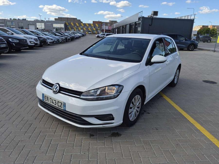 Balts Volkswagen Golf 2017 Tauragė, ar dzinēja tilpumu 1.60 L un nobraukumu 316 tūkst. km par 6200 €, foto 4 vietnē AUTOMOTO.COM.LV