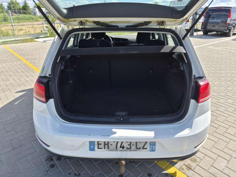 Balts Volkswagen Golf 2017 Tauragė, ar dzinēja tilpumu 1.60 L un nobraukumu 316 tūkst. km par 6200 €, foto 12 vietnē AUTOMOTO.COM.LV