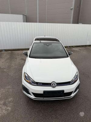 White Volkswagen Golf 2017 in Kaunas, with an engine capacity of 1.40 L and mileage of 188 thousand km for 13650 €, photo 8 on AUTOMOTO.COM.LV