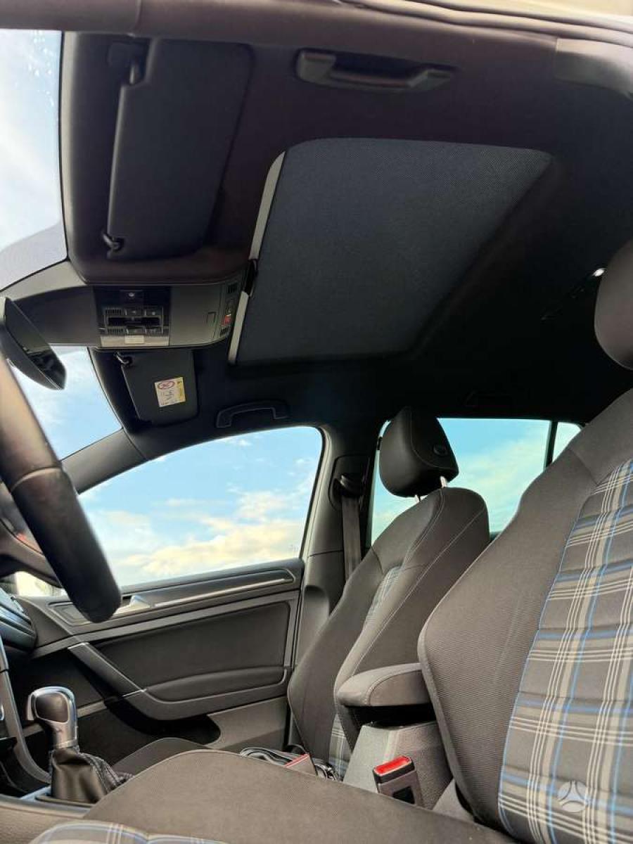 White Volkswagen Golf 2017 in Kaunas, with an engine capacity of 1.40 L and mileage of 188 thousand km for 13650 €, photo 10 on AUTOMOTO.COM.LV