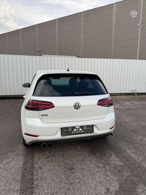 White Volkswagen Golf 2017 in Kaunas, with an engine capacity of 1.40 L and mileage of 188 thousand km for 13650 €, photo 14 on AUTOMOTO.COM.LV