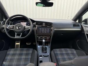 White Volkswagen Golf 2017 in Kaunas, with an engine capacity of 1.40 L and mileage of 188 thousand km for 13650 €, photo 16 on AUTOMOTO.COM.LV
