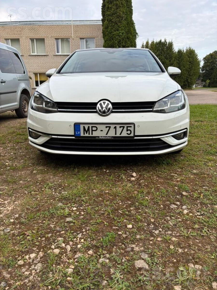 Balts Volkswagen Golf 2017 Rīga, ar dzinēja tilpumu 1.60 L un nobraukumu 309 tūkst. km par 5900 €, foto 5 vietnē AUTOMOTO.COM.LV