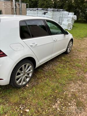 Balts Volkswagen Golf 2017 Rīga, ar dzinēja tilpumu 1.60 L un nobraukumu 309 tūkst. km par 5900 €, foto 6 vietnē AUTOMOTO.COM.LV