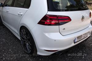 White Volkswagen Golf 2017 in Tallinn, with an engine capacity of 2.00 L and mileage of 115 thousand km for 22500 €, photo 11 on AUTOMOTO.COM.LV