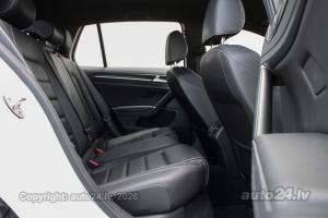White Volkswagen Golf 2017 in Tallinn, with an engine capacity of 2.00 L and mileage of 115 thousand km for 22500 €, photo 19 on AUTOMOTO.COM.LV