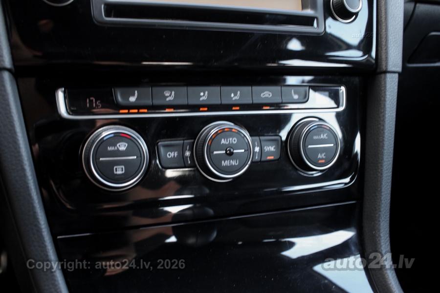 White Volkswagen Golf 2017 in Tallinn, with an engine capacity of 2.00 L and mileage of 115 thousand km for 22500 €, photo 22 on AUTOMOTO.COM.LV